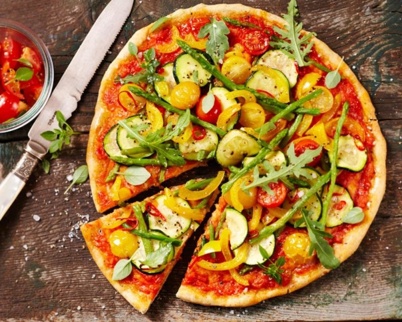 Vegane Pizza selber zubereiten – tolle Rezepte und Belag-Ideen