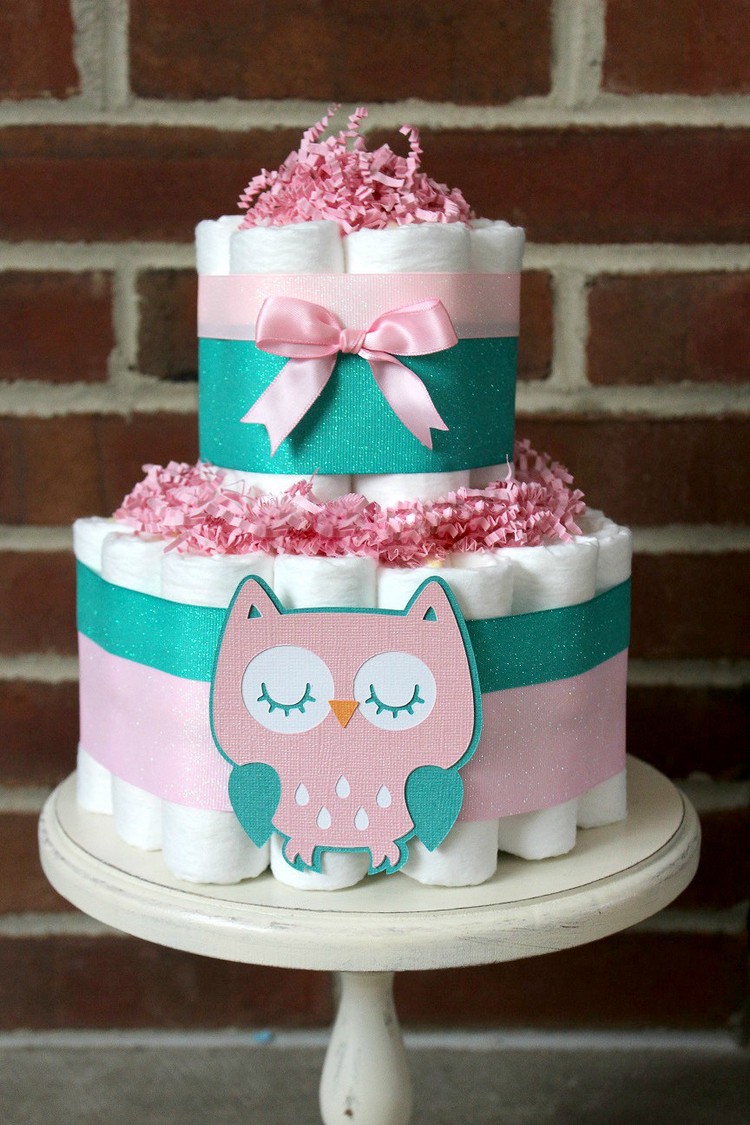 Pamperstorte selber machen als Geschenk zur Geburt