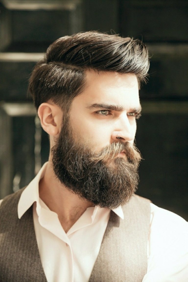 Frisuren mit Vollbart für einen selbstbewussten, maskulinen Look
