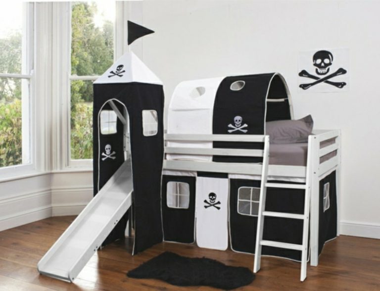 Hochbett mit Rutsche: das perfekte Möbelstück für das Kinderzimmer