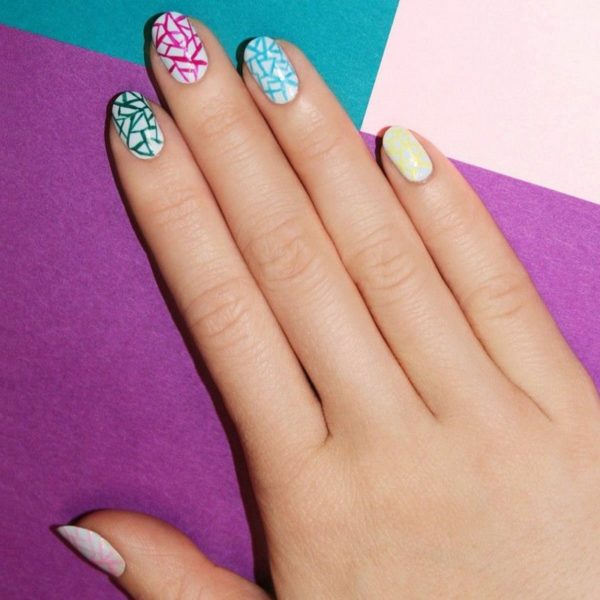 Eggshell Nails: 30 stilvolle Designideen für hübsche Maniküren