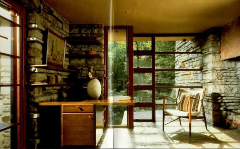 Das Fallingwater House von Frank Lloyd Wrigt: Interieur & Geschichte